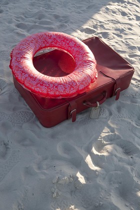 67 Floating tyre Stock Pictures, Editorial Images and Stock Photos ...
