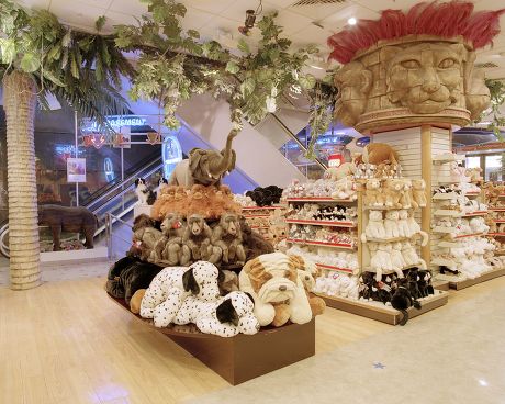 Hamleys Toy Shop Interior 2004 Editorial Stock Photo - Stock Image ...