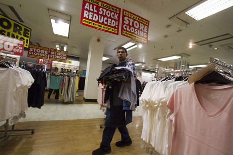 Customers Shopping Bargains Bhs Kingston Branch Editorial Stock Photo ...