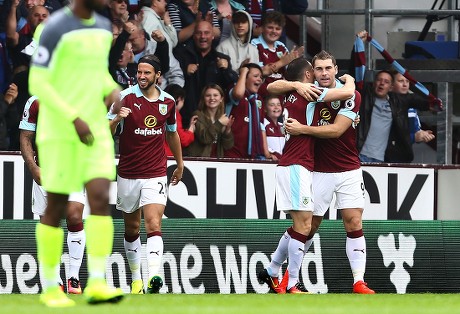 Sam Vokes Burnley Celebrates Scoring Opening Editorial Stock Photo ...
