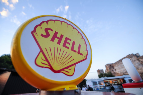 Logo Royal Dutch Shell Editorial Stock Photo - Stock Image | Shutterstock