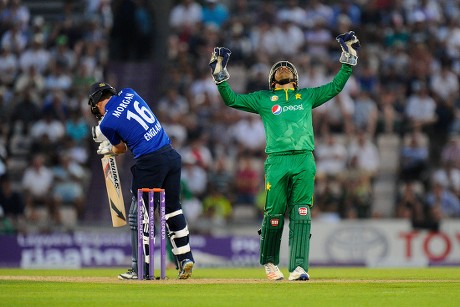 Pakistans Sarfraz Ahmed Looks Sky After Editorial Stock Photo - Stock ...