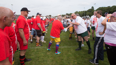 Participants Wait Bind Together Attempt Worlds Editorial Stock Photo ...
