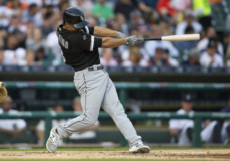 Chicago White Sox Shortstop Tyler Saladino Editorial Stock Photo ...