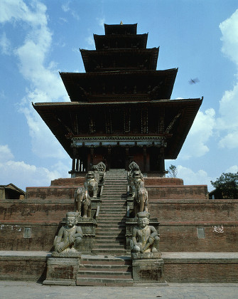 Large Hindu Temple Bhatgaon Bhaktapur Nepal Editorial Stock Photo ...