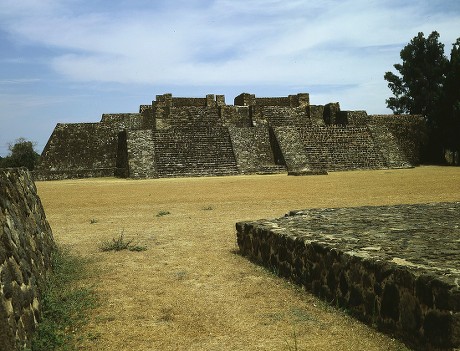 Pyramid Teopanzolco Aztec Near Cuernavaca Mexico Editorial Stock Photo ...