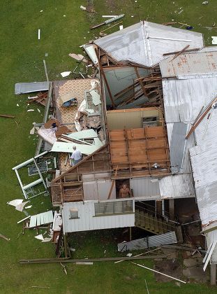 Homes Destroyed By Cyclone Larry Editorial Stock Photo - Stock Image ...