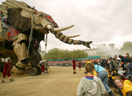 'THE SULTAN'S ELEPHANT' SHOW BY ROYAL DE LUXE, LONDON, BRITAIN - 07 MAY ...