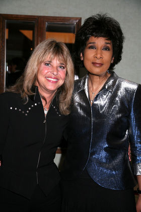 Suzi Quatro Moira Stuart Editorial Stock Photo - Stock Image | Shutterstock