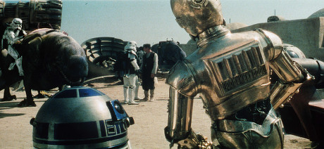 3 Robots c3po r2d2 tatooine scene still george lucas Stock Pictures ...