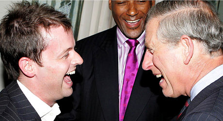 48 British tv presenter facial expression laughing Stock Pictures ...