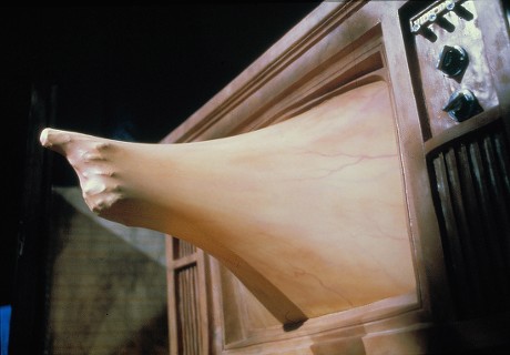 1 imágenes de Special effects televisions hands coming out scene still ...
