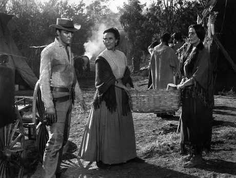 250 Dolores del rio Stock Pictures, Editorial Images and Stock Photos ...