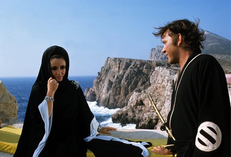 38 Elizabeth taylor boom Stock Pictures, Editorial Images and Stock ...