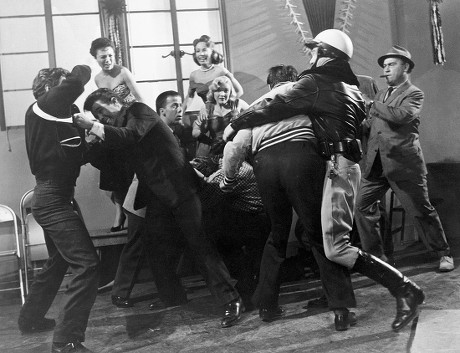 44 1950s cops Stock Pictures, Editorial Images and Stock Photos ...