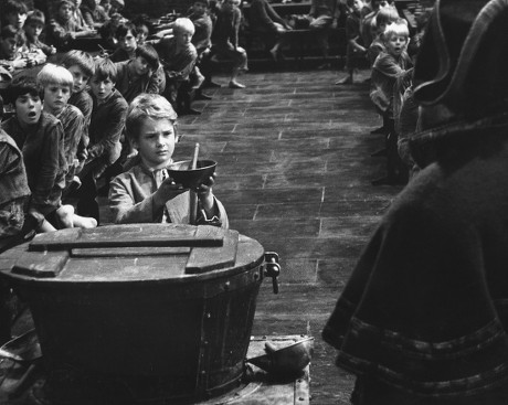 5 Begging bowls oliver twist charles dickens dickens scene still (sir ...