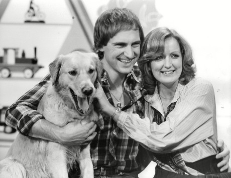BLUE PETER PRESENTER SIMON GROOM ANNOUNCES Editorial Stock Photo ...