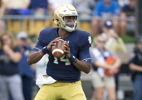 Notre Dame Quarterback Deshone Kizer 14 Editorial Stock Photo - Stock ...