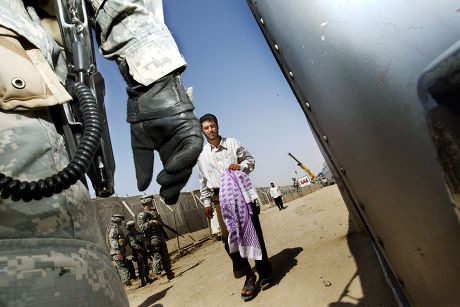 Prisoners Released Abu Ghraib Prison West Editorial Stock Photo - Stock ...