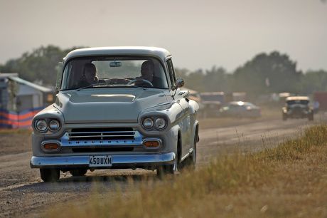 NSRA (National Street Rod Association) Nostalgia Nationals drag racing ...