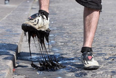 Man Gets His Shoes Stuck Heatwave Editorial Stock Photo - Stock Image ...