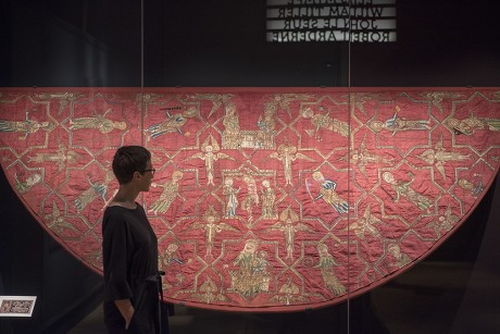 Opus Anglicanum Masterpieces English Medieval Embroidery Editorial ...