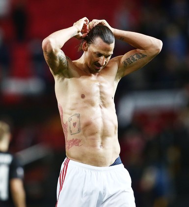 Zlatan Ibrahimovic Manchester United Adjusts His Editorial Stock Photo ...