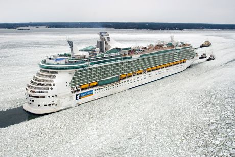 59 Stationary ship Stock Pictures, Editorial Images and Stock Photos ...