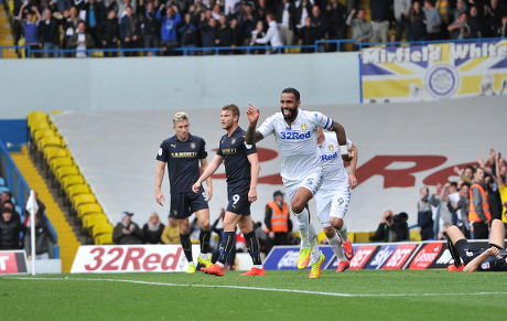 __COUNT__ imágenes de Leeds United v Barnsley, Sky Bet Championship ...