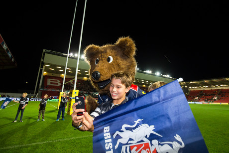 Bristol Rugby Mascot Brizzly Poses Selfies Editorial Stock Photo ...