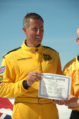 JCB Dieselmax breaks the land speed record for diesel powered vehicles ...