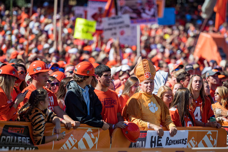 Crowd Espns College Gameday Before Ncaa Editorial Stock Photo - Stock ...