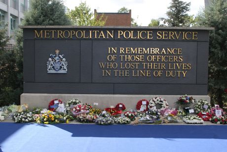 Metropolitan Police Memorial Editorial Stock Photo - Stock Image ...