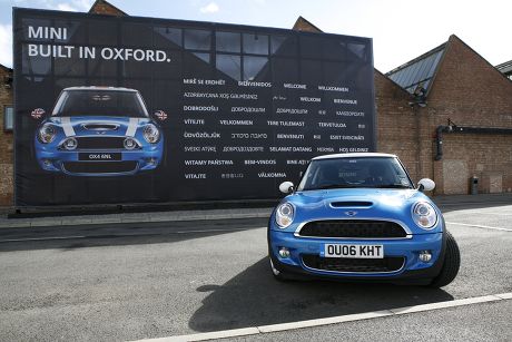 New BMW Mini Cooper S at the BMW Mini plant, Cowley, Oxford, Britain ...