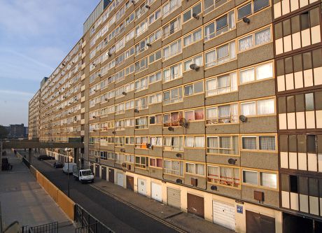 Ashenden Flats Heygate Estate Elephant Castle Editorial Stock Photo ...