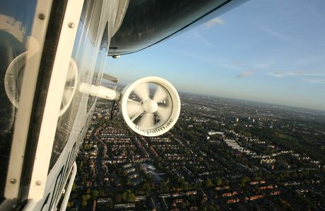 92 Blimp aircraft Stock Pictures, Editorial Images and Stock Photos ...