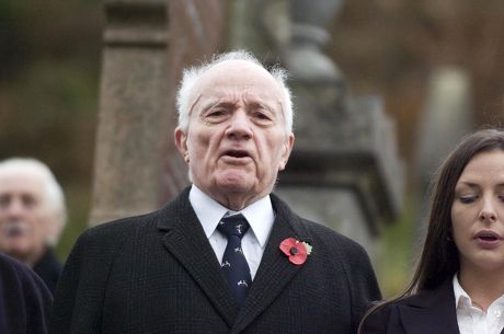 Remembrance service for Richard Burton at his home town of Pontrhydyfen ...