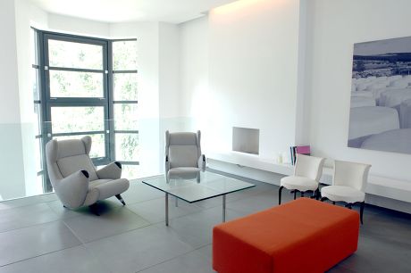 Minimalist Doubleaspect Open Living Space Doubleheight Editorial Stock ...