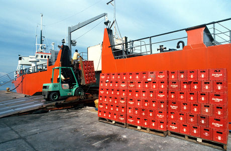 21 Loading crates Stock Pictures, Editorial Images and Stock Photos ...