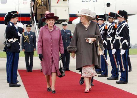 Queen Elizabeth Ii Queen Beatrix Rotterdam Editorial Stock Photo ...