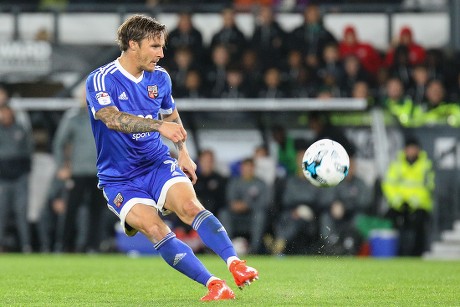 Brentford Fc Midfielder Sam Saunders 7 Editorial Stock Photo - Stock ...