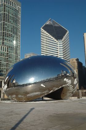 Shiny Bean Millennium Park Downtown Chicago Editorial Stock Photo ...