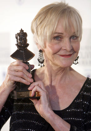 Sheila Hancock Winner Best Performance Supporting Editorial Stock Photo ...