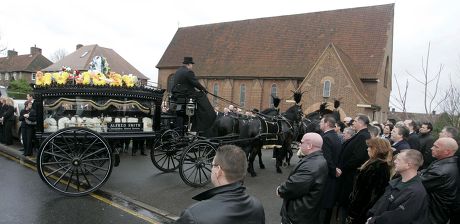 Joey Pyle funeral at St Theresa's church in Sutton, Surrey, Britain ...