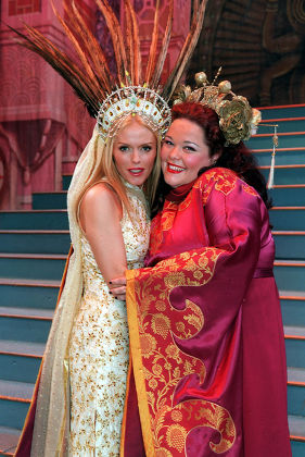 Aladdin Pantomime 2000 Patsy Kensit Lisa Editorial Stock Photo - Stock ...