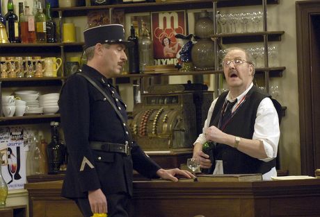 imágenes de Allo Allo' original cast one - off episode before a live ...