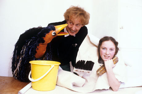 Rod Hull Emu On Emu 1985 Editorial Stock Photo - Stock Image | Shutterstock