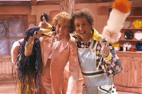 Rod Hull On Emus Pink Windmill Editorial Stock Photo - Stock Image ...