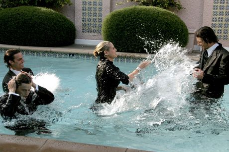 Heidi Klum Poses Pool Editorial Stock Photo - Stock Image | Shutterstock