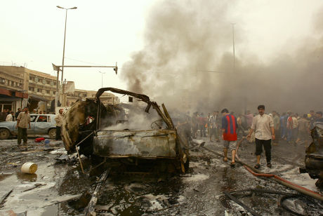 Iraqis Gather Site Car Bomb Explosion Editorial Stock Photo - Stock ...